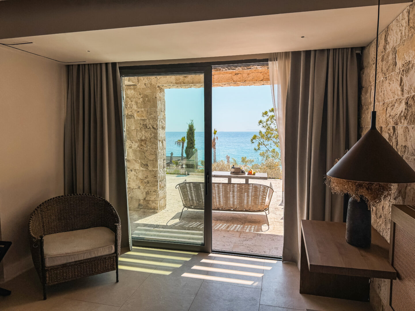King Suite - Drymades Inn Resort